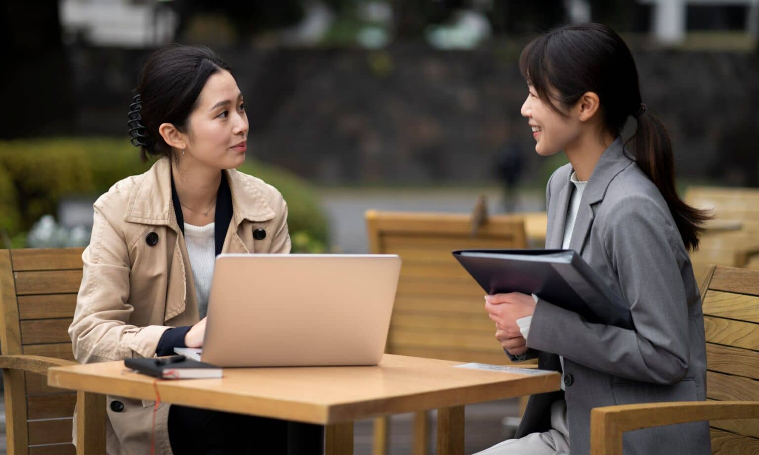 About Us - Holiday Tours & Travel